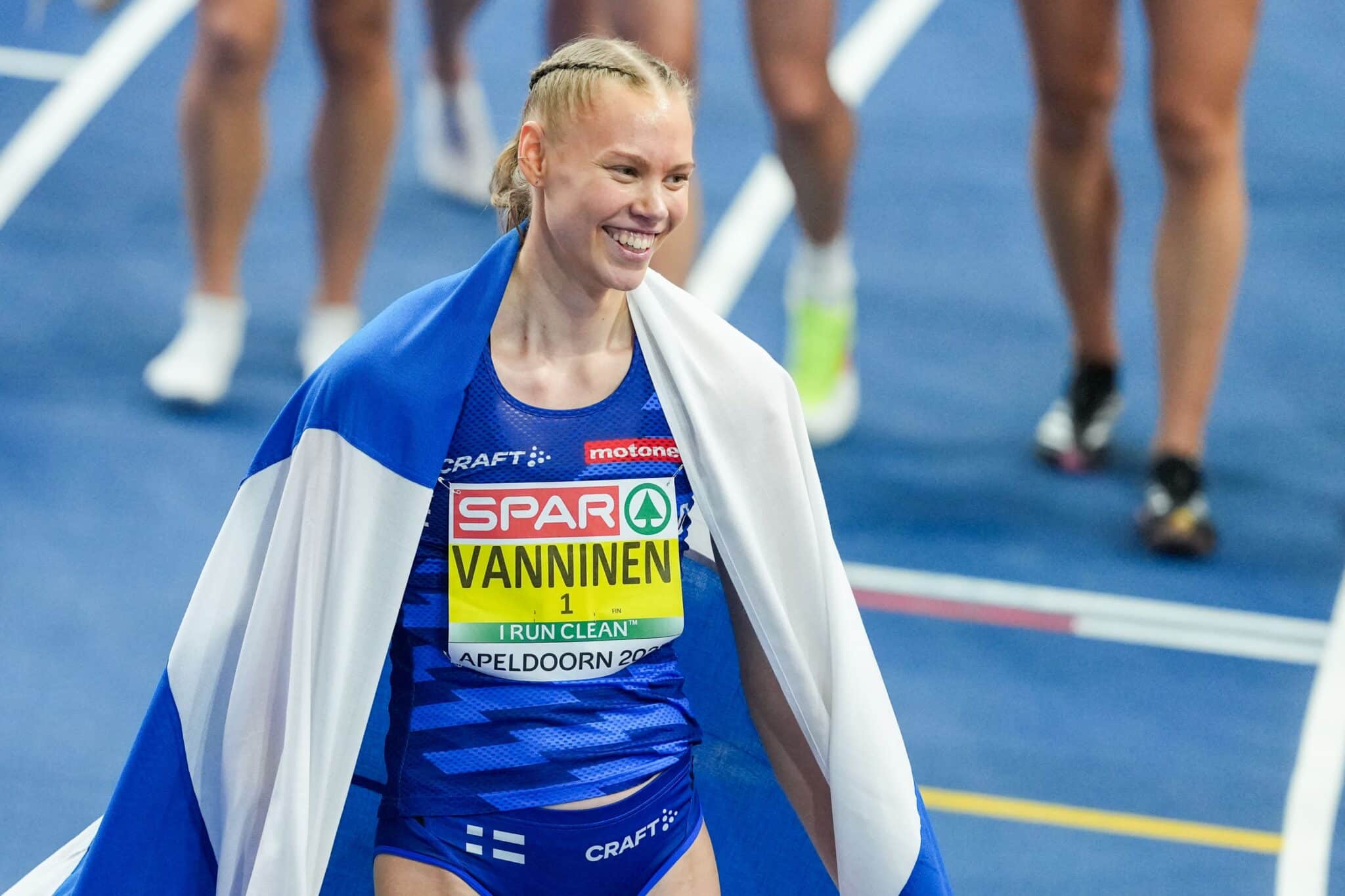 Saga Vanninen aloittaa urakkansa Tokiossa – paljasti Ylelle: "Se oli ...